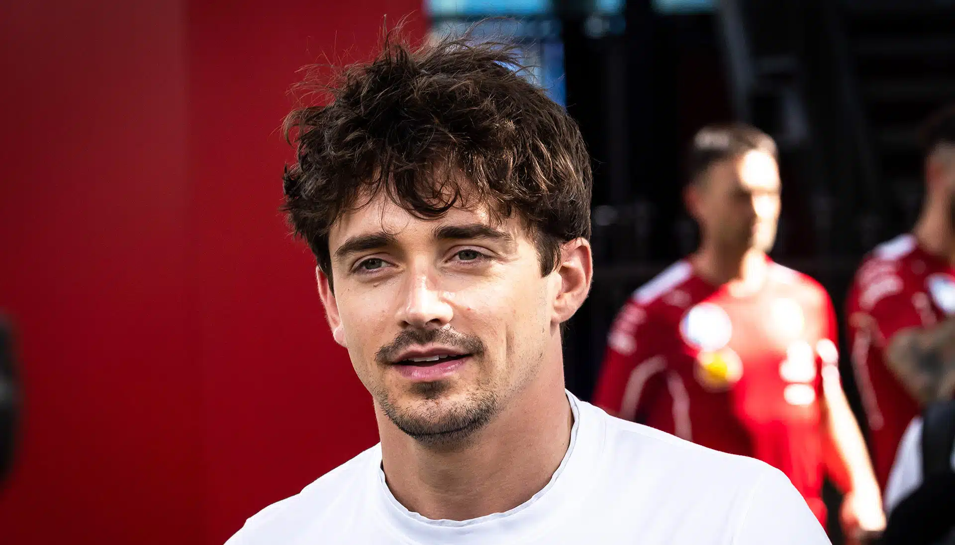 Charles Leclerc: Freundin, Gehalt, Vermögen, Hund & Vater